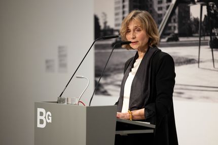 Eröffnung: „Hans Uhlmann“, „Closer to Nature“, „Kotti-Shop/SuperFuture ...